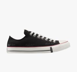 Sepatu Converse Hitam Pink